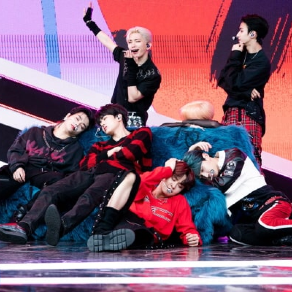 Get Ready to Rock with Your Favorite K-Pop Stars at The Show Live! – ₩ ...